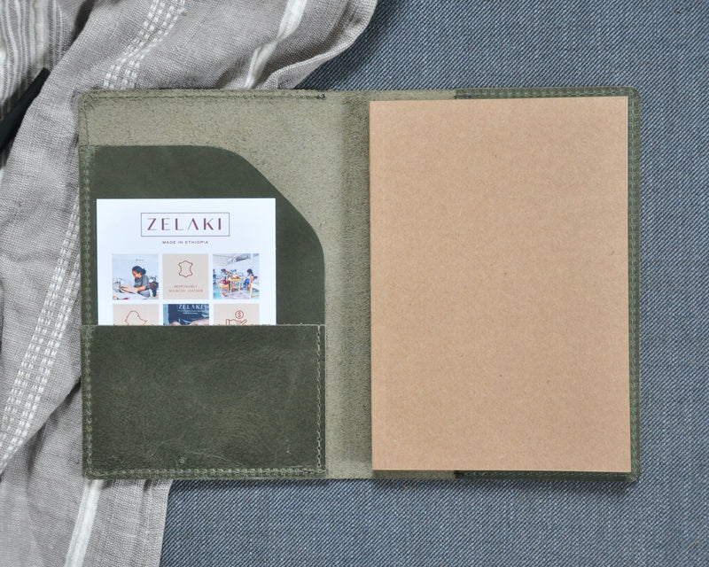 Refillable Portfolio – Zelaki Leather Company